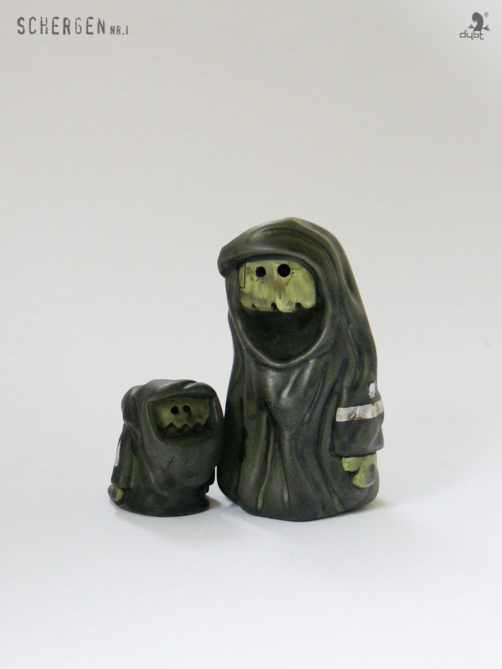 What does "SCHERGEN" mean in German? Dust knows! | Clutter Magazine