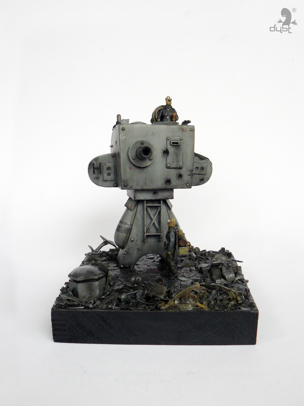 "Teddy Tank HXW7" | Clutter Magazine